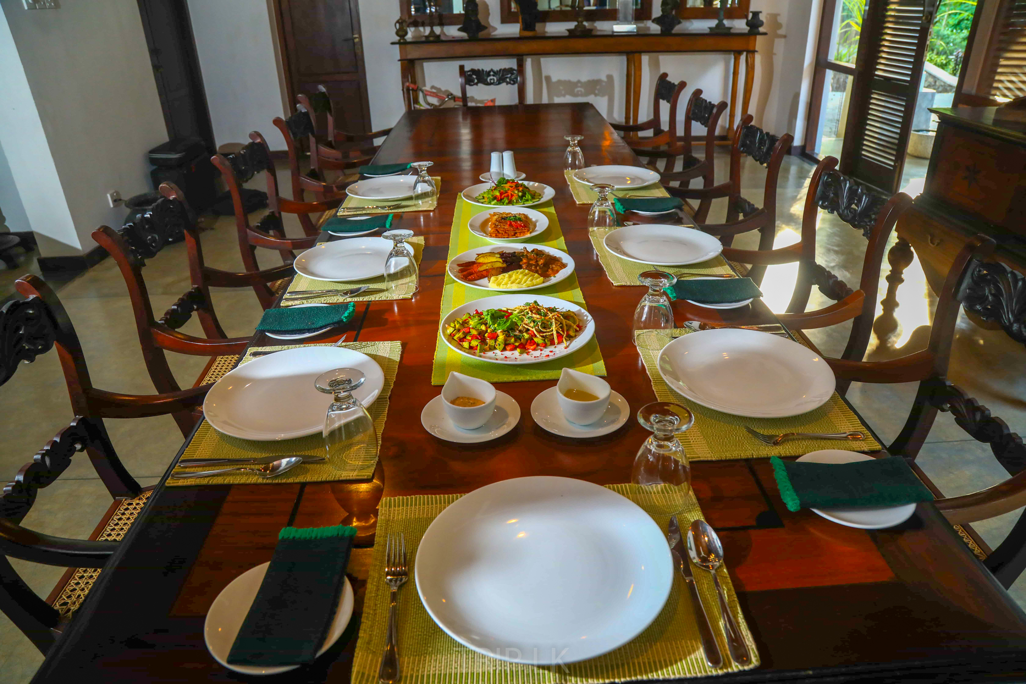 පවුලේ නිවාඩුවකට කොලඹට කිට්ටු ලස්සන තැනක්