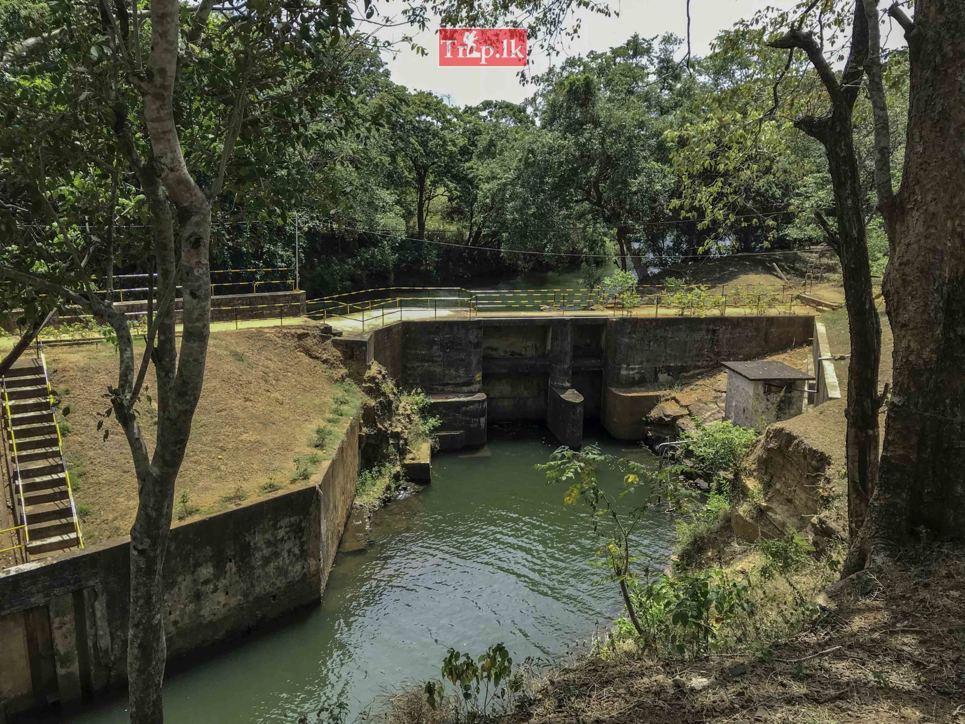 වාරි තාක්ශණයේ සොඳුරුතම නිමැවුමක් - ඇළහැර අමුණ (Elahara Amuna)